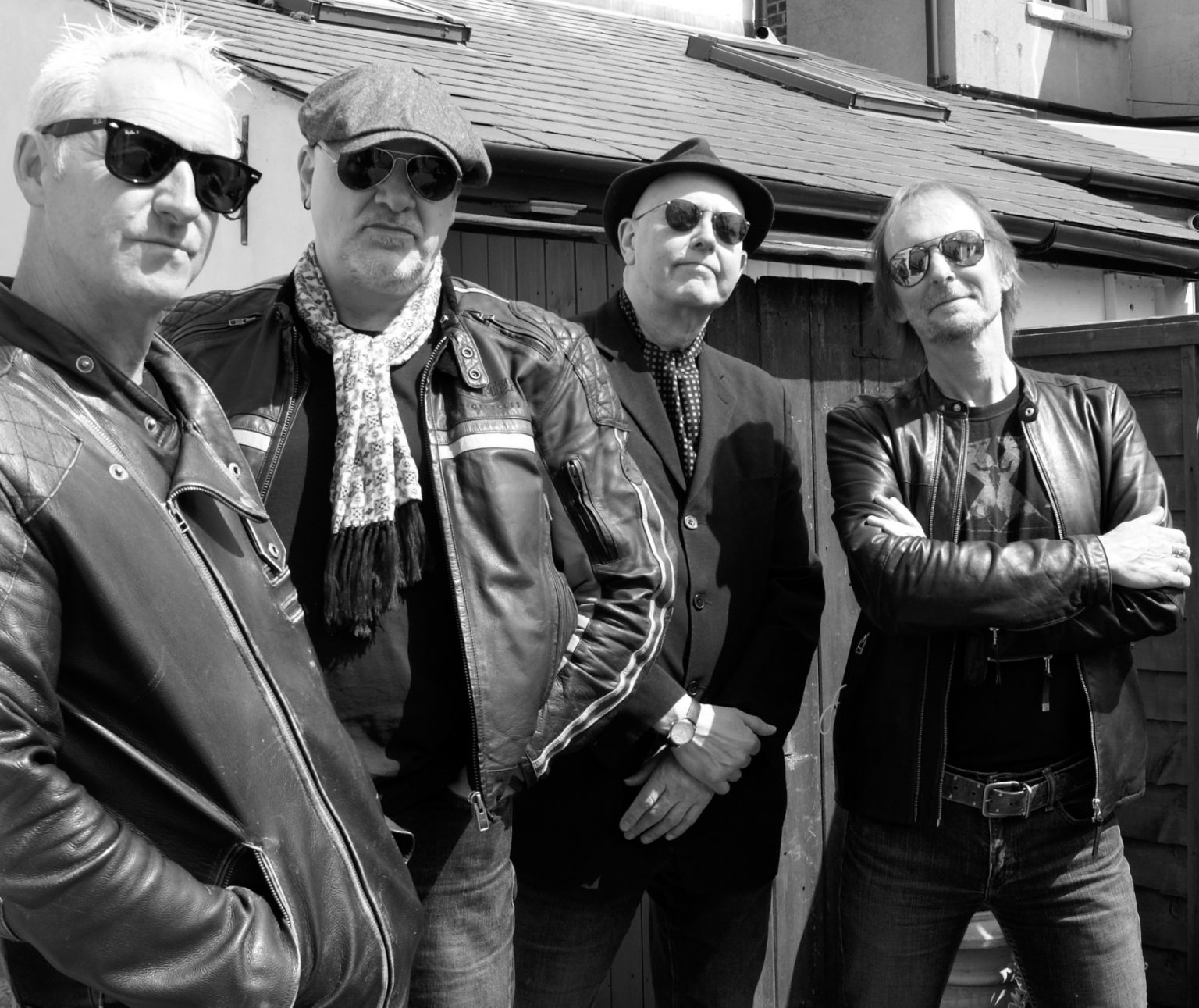 Review: Wingmen's self titled debut | Punktuation!