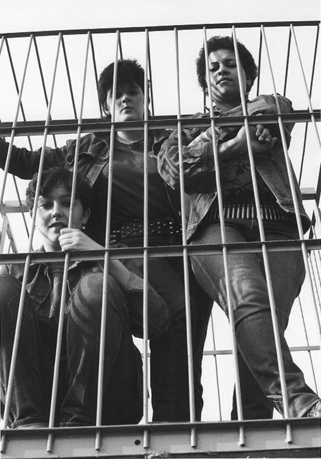 Interview: East End girl punks The Gymslips | Punktuation!
