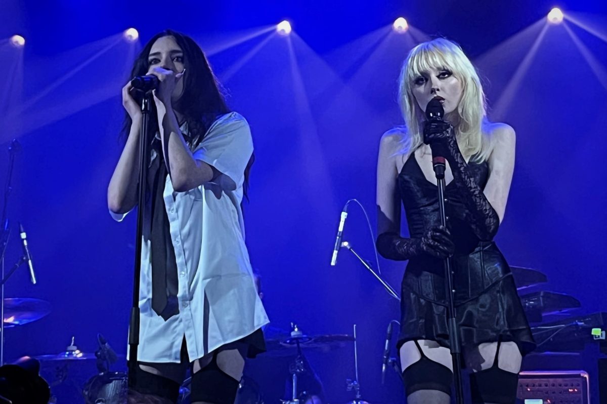 Live Review: Gary Numan marks 1000 shows with 3 sold out nights in ...