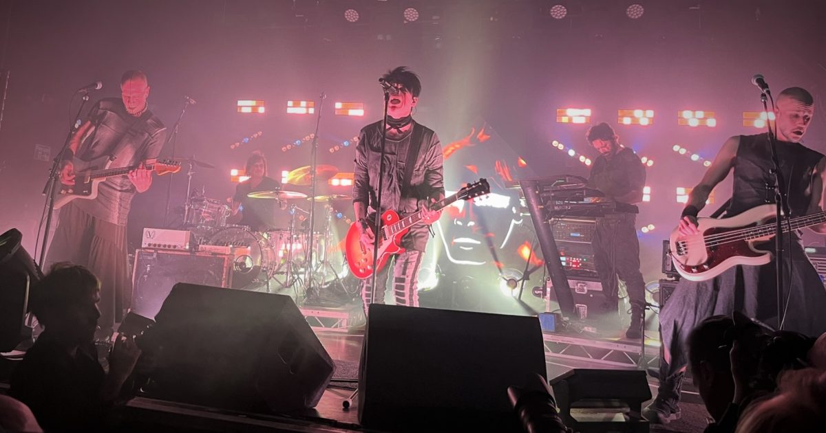Live Review: Gary Numan marks 1000 shows with 3 sold out nights in ...