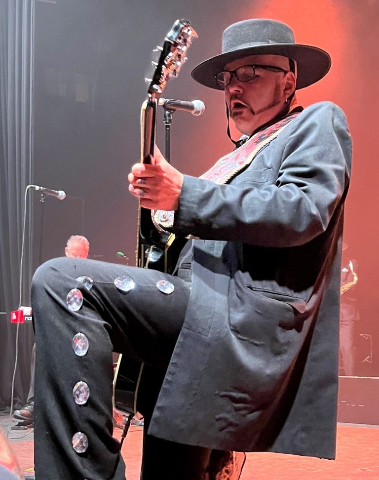 VLR Awards: Worth the wait for a night of legendary performances ...