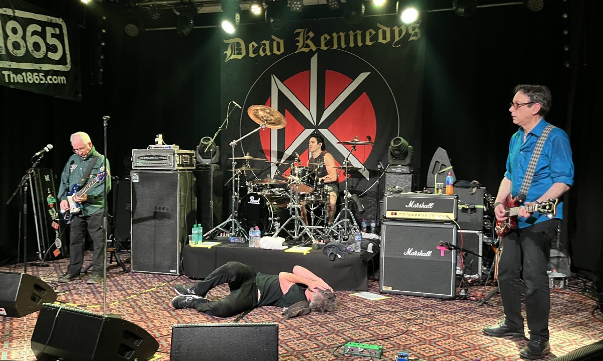 Dead Kennedys Live And Alive