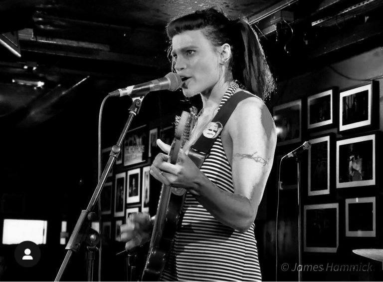 Introducing Vanity Rose- a one-woman punk rock machine! | Punktuation!