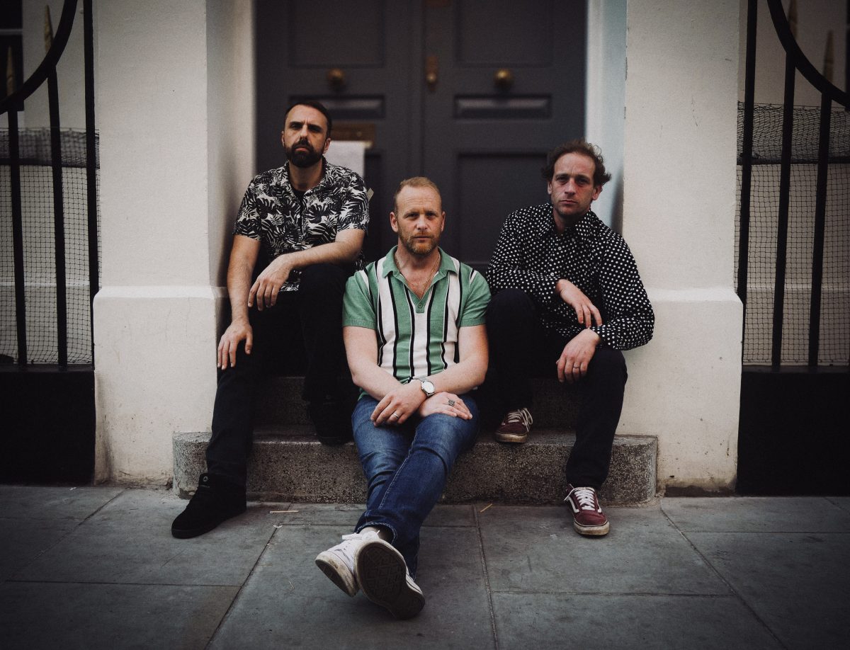 Album review - LiVES 'Let Them Eat Cake' | Punktuation!