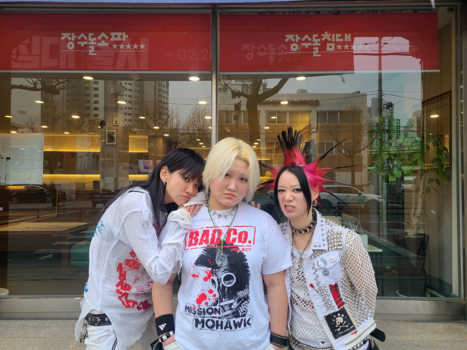 Album Review: South Korean punks Rumkicks 'Hit A Nerve' | Punktuation!