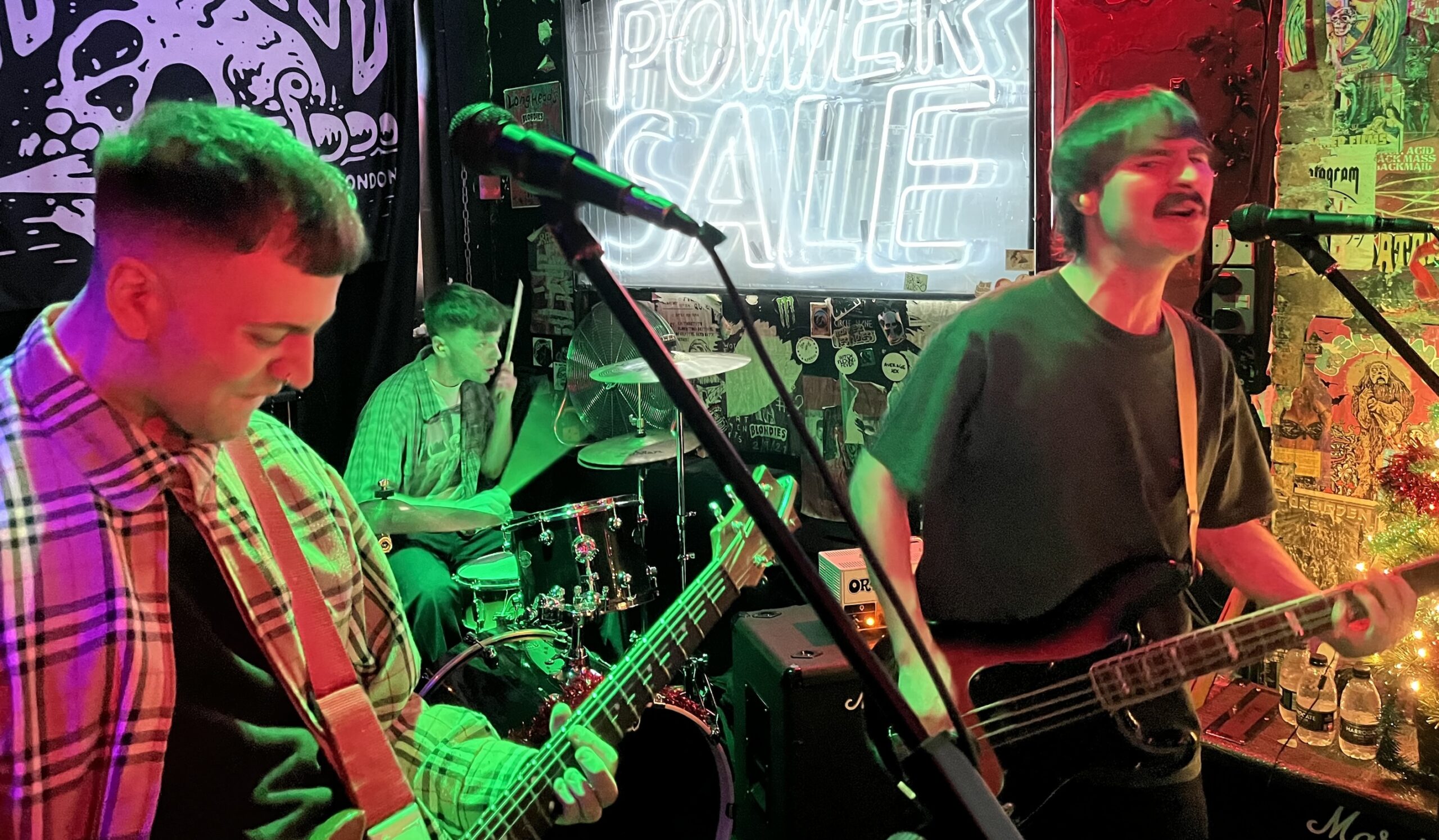 Aerial Salad, London Blondies Bar, 12th Dec 2025 | Punktuation!